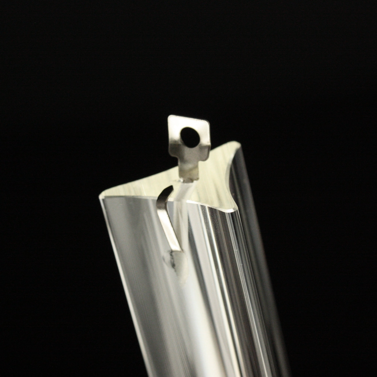 Crystal Triedre, Angled Bottom – Igmor